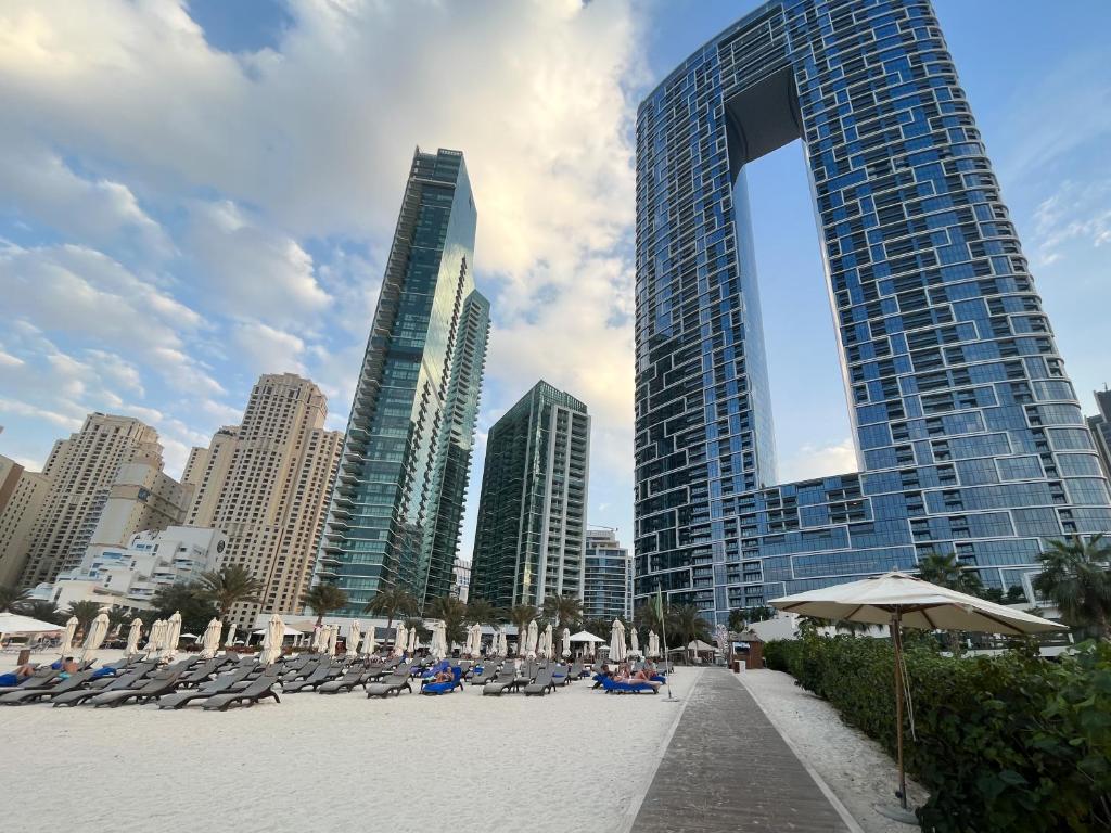 Trophy - Address JBR Beach Suite w Private Beach Access, Dubai (updated ...