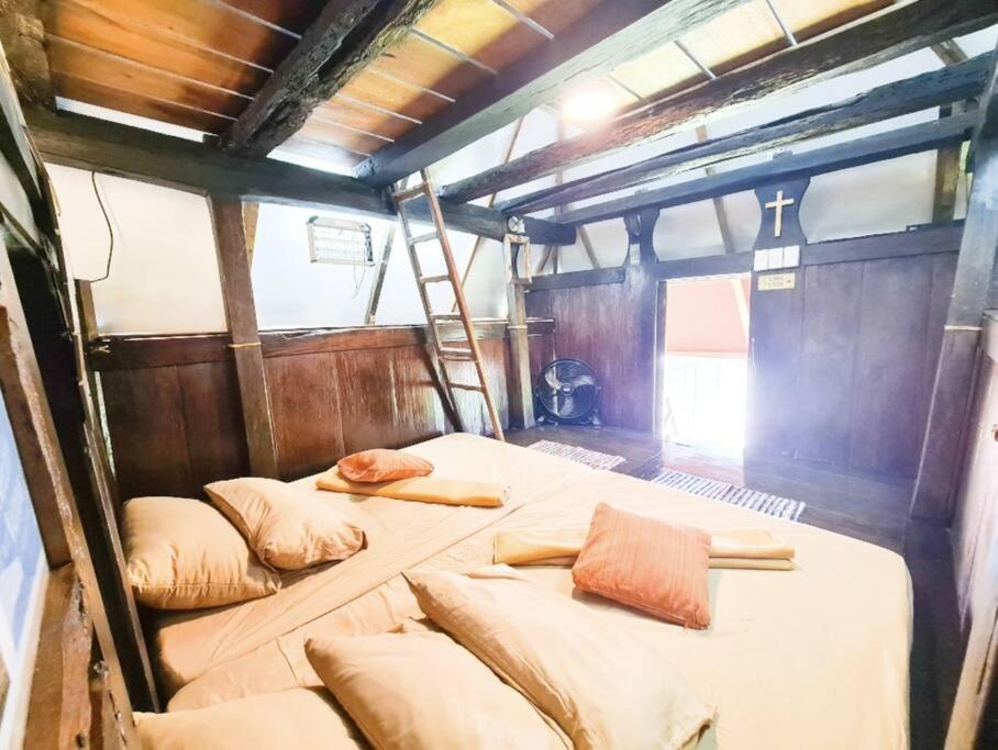 Modern Ifugao House at Tagaytay Patio Elisabel, Tagaytay (uuendatud ...