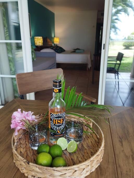 Studio Le Jacana dans une résidence de vacances avec piscine, Bellevue ...