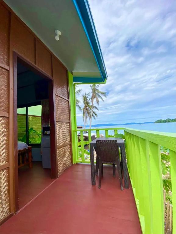 Seaside Blue Inn, Inandeng (updated prices 2026)