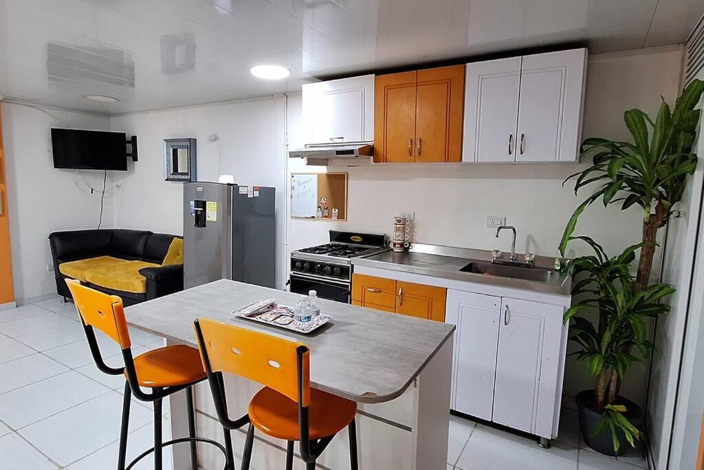 Cómodo lugar cerca al aeropuerto y centro conecta, Bogotá (updated prices 2025)