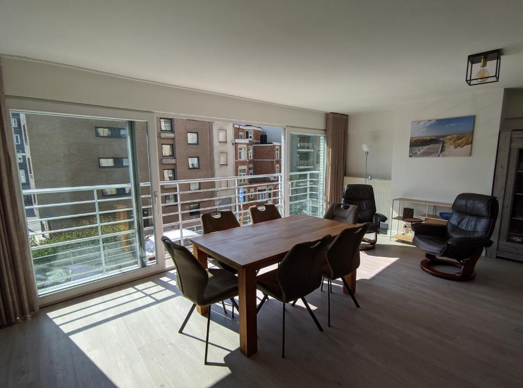 Fernando 1ev, Blankenberge (precios actualizados 2025)