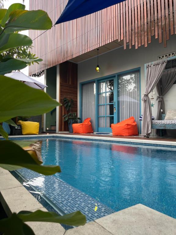 6 Bedrooms Villa with Private Pool - Omah Dingoto, Jejeran (updated ...