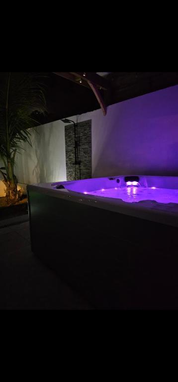 Sweet Colibri, Les Trois Ponts (updated prices 2024)