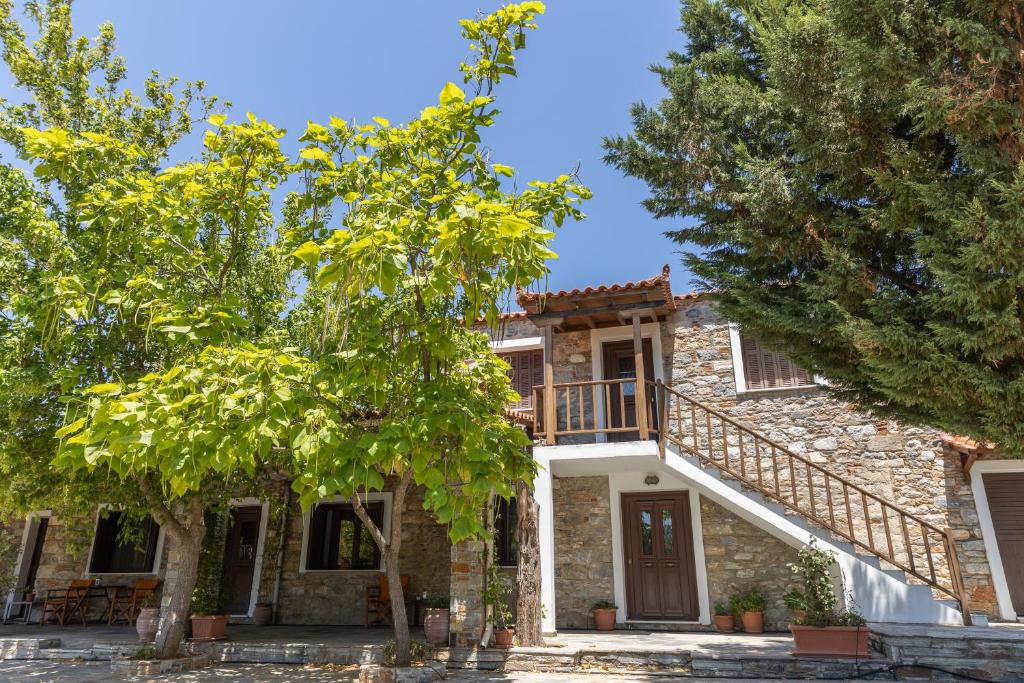 Stone Wood House, Perivólia (updated prices 2025)