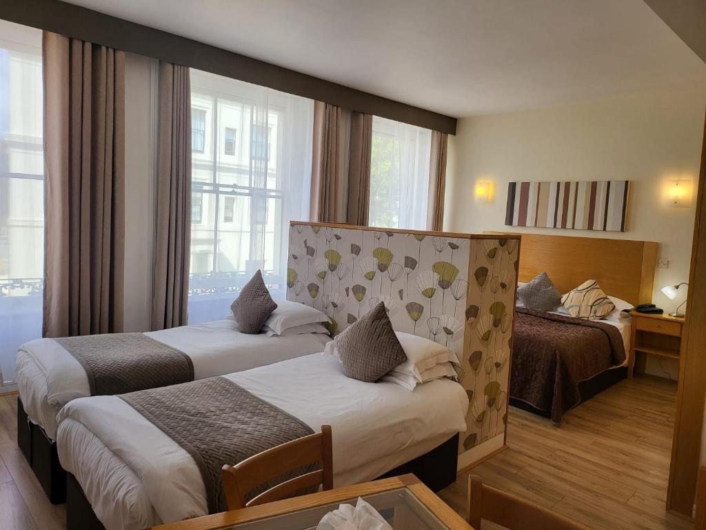 The Cleveland, London (updated prices 2025)