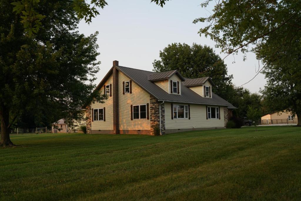 Route 66 - Yoder's Farmstead, La Russell (updated prices 2026)