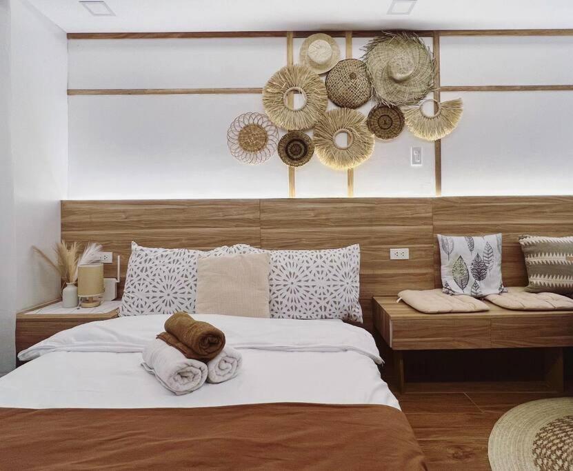 Zen Haven-Japandi Style-Free Pool-Pet Friendly, Manila (updated prices 2025)