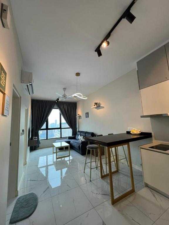 Cubic Botanical Suites Bangsar South by HomeBrickz, Kuala Lumpur ...