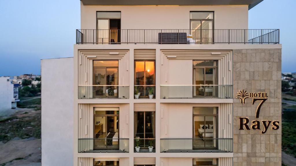 7 rays hotel, Udaipur (updated prices 2025)