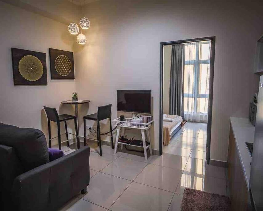 Elegant & Cozy- Studio Unit at MesaMall, Nilai (updated prices 2025)