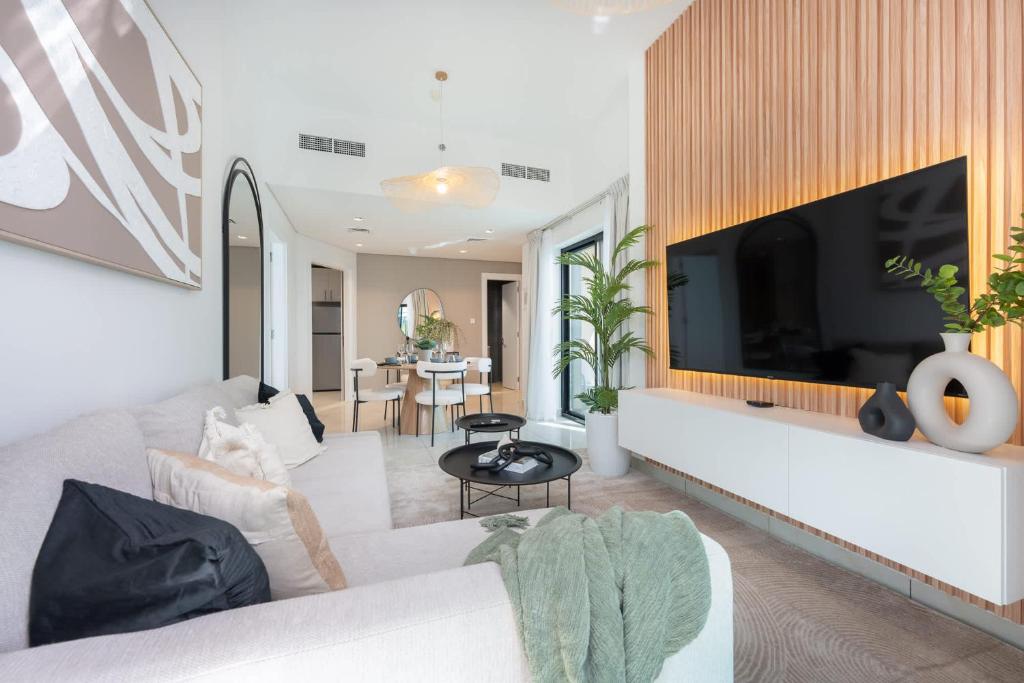 Gracious 1-Bedroom with City View at Square Tower in JVC, Dubai ...