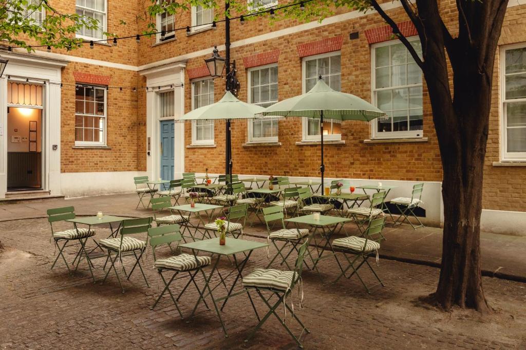 Native Kings Wardrobe, St Pauls, London (updated prices 2025)