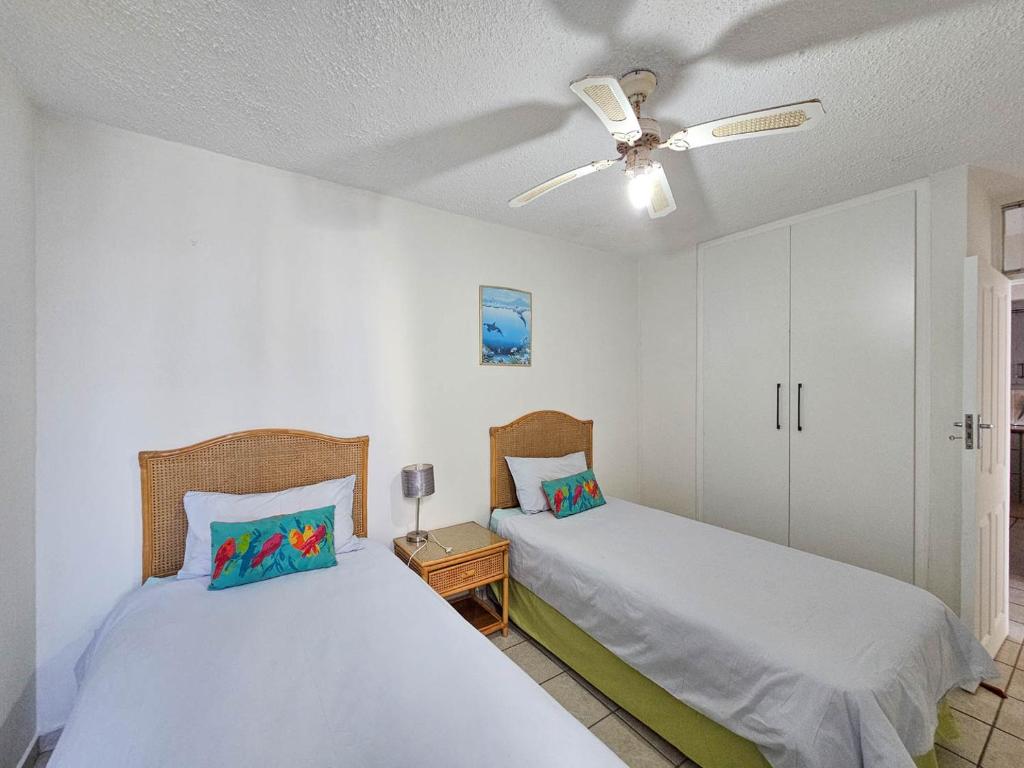 Beachcombers 13 in Ballito - Traveleto