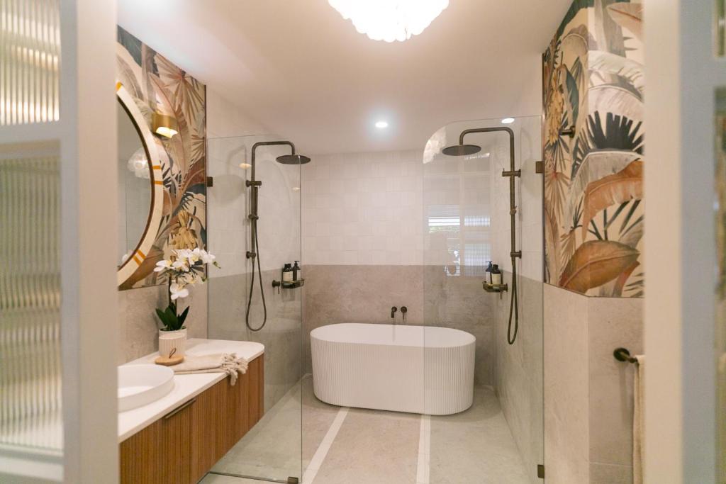 Monsoon Luxury Apartment, Port Douglas (updated prices 2026)