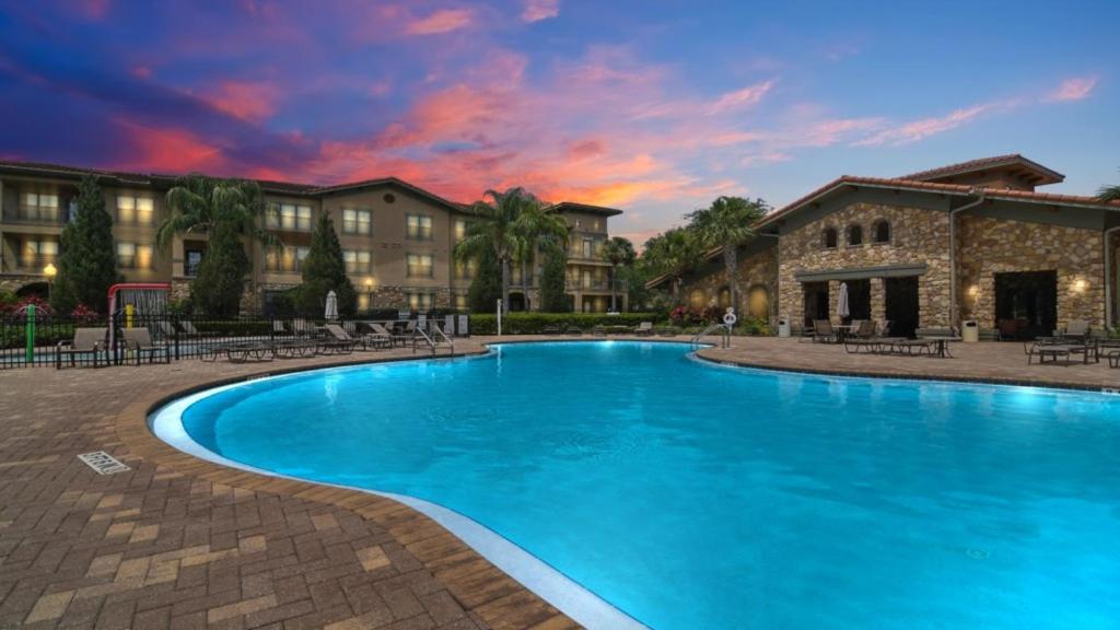 Bella Piazza 3br Condo, 9 Miles To Disney, Davenport (aktualisierte ...