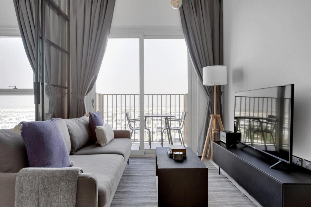 Blueground Dubai Hills Estate balcony elev DXB-1120, Dubai (updated ...