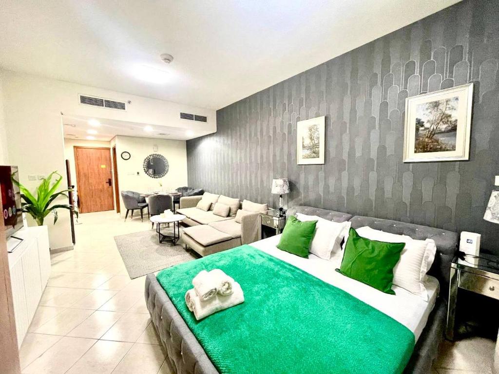 Amazing Studio Apartment in The Crescent A Tower IMPZ, Dubai (updated ...