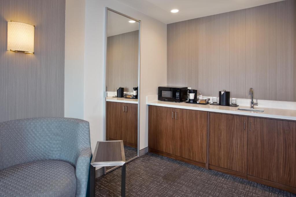 Courtyard by Marriott Dallas Flower Mound, Flower Mound (updated prices ...