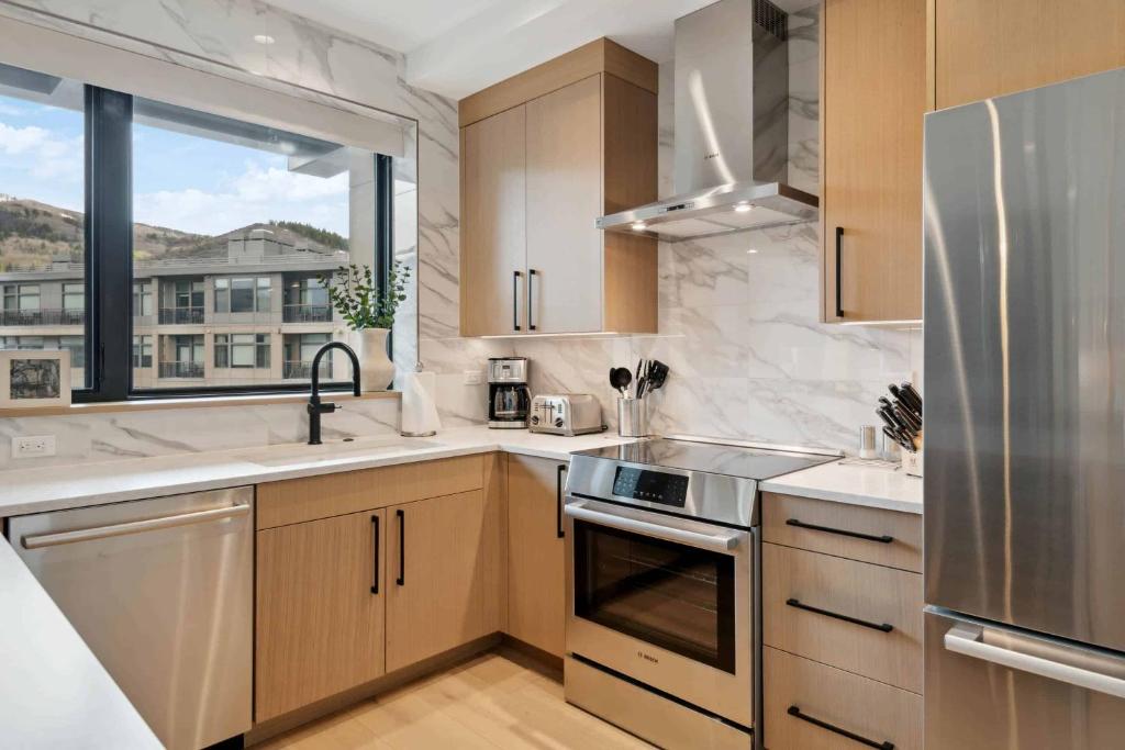 One Riverfront Condo 306 by East West Hospitality, Avon (updated prices ...