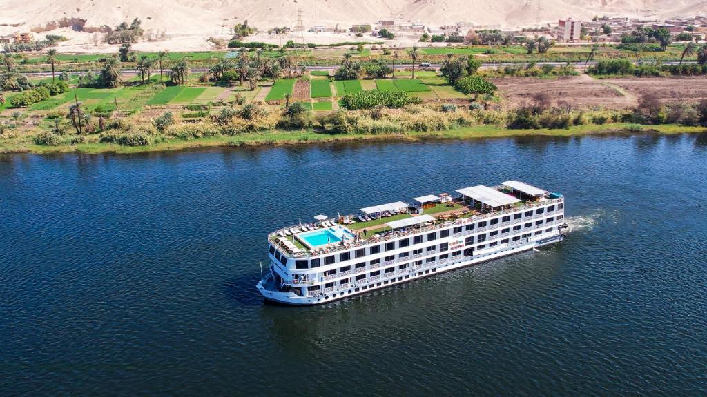 Nile Cruise City and Sea Adonis - Every Thursday from Luxor for 04 or ...
