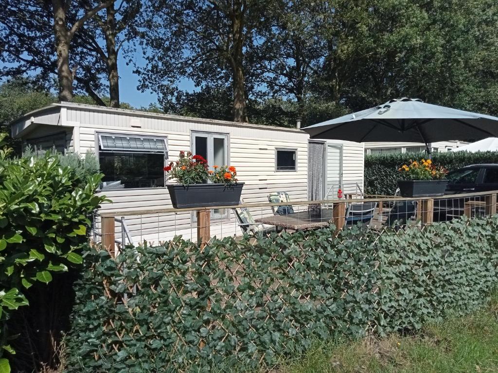 Gezellige Stacaravan Banjer, Schoonloo (prezzi aggiornati per il 2024)