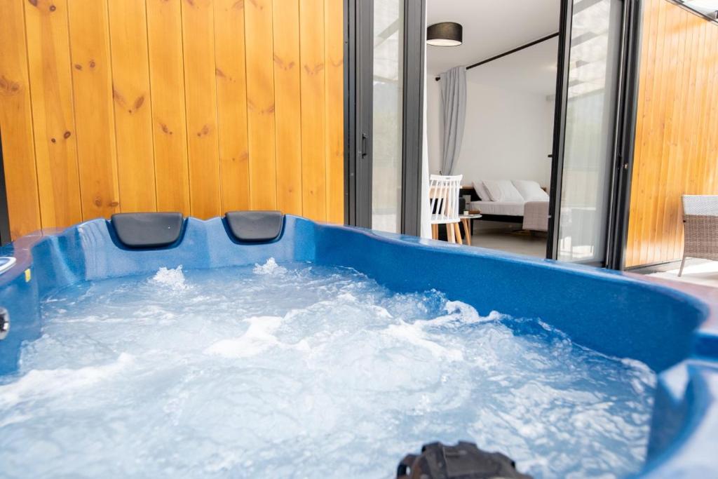 Grand Relax Suites, Diakopto (updated prices 2026)