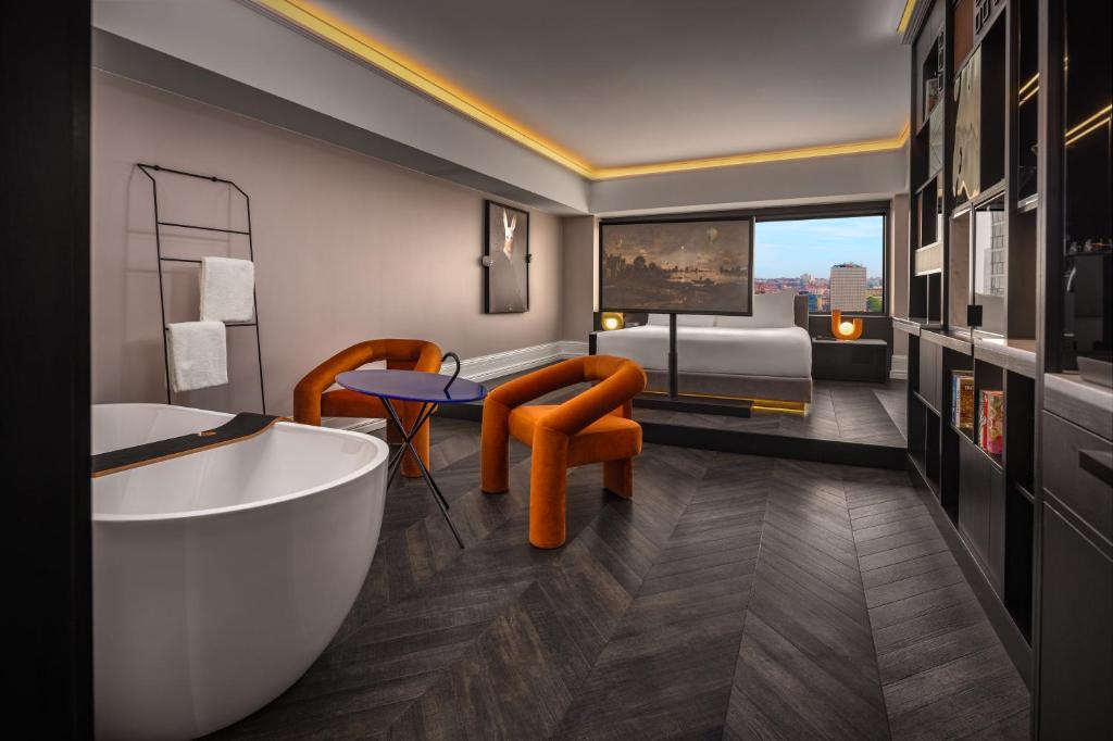 Cardo Brussels, Autograph Collection, Brussels (updated prices 2025)