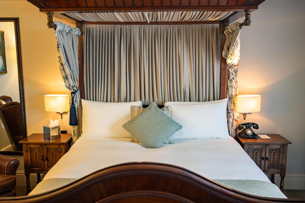 The Red Lion Hotel, Hillingdon (updated prices 2026)