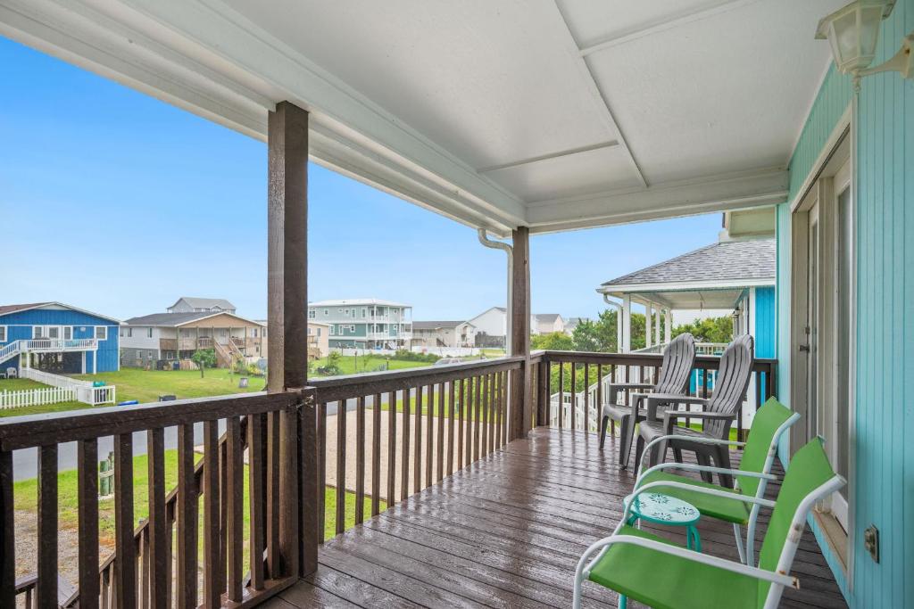 Capt Roy's, Oak Island (updated prices 2026)