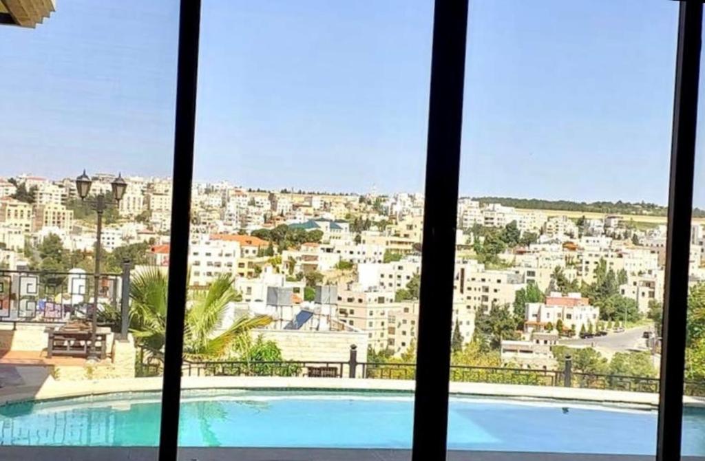 Khalda Villa, Rujm ash Sharāʼirah (updated prices 2026)