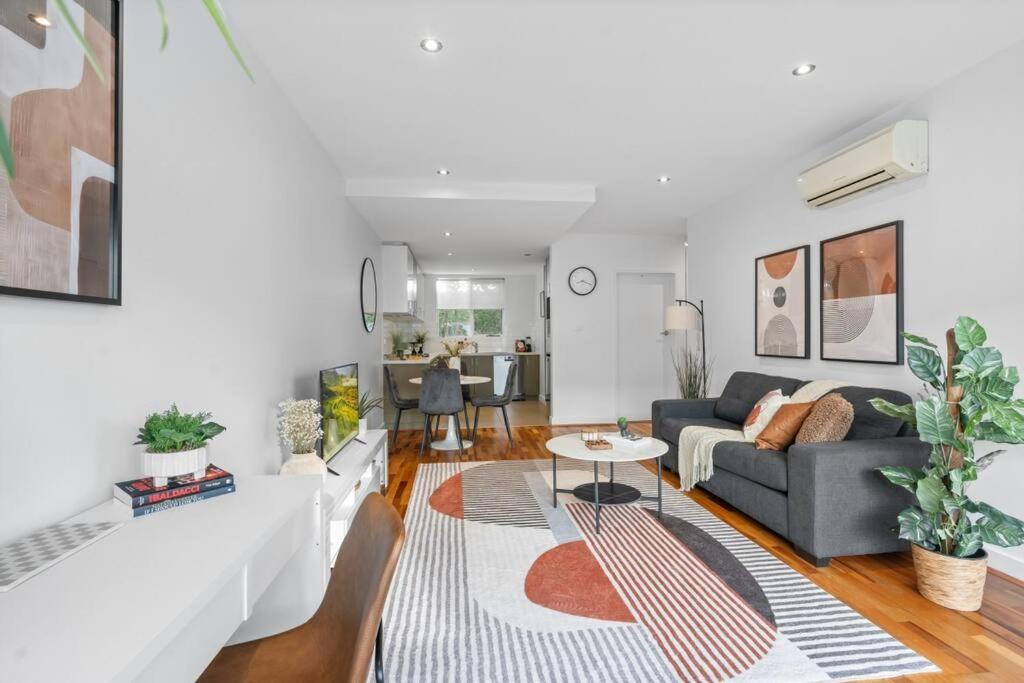 Hidden Gem at Caulfield Park, Melbourne (updated prices 2026)