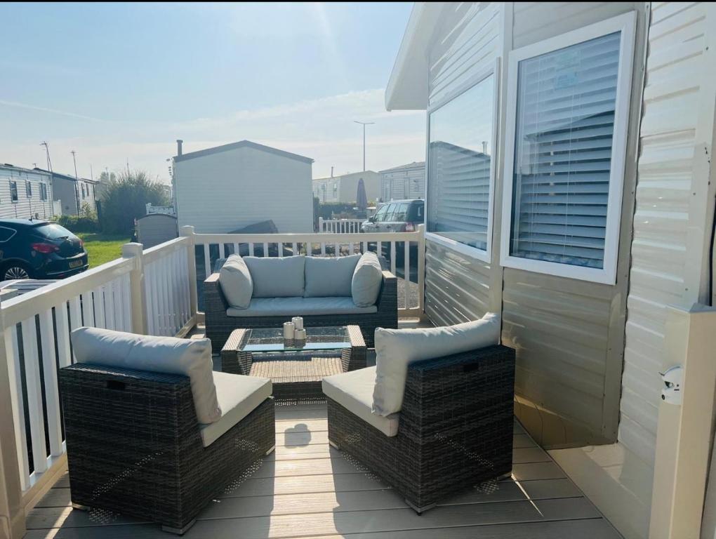 3 bedroom Lyons robin rood 17EC, Rhyl (updated prices 2025)