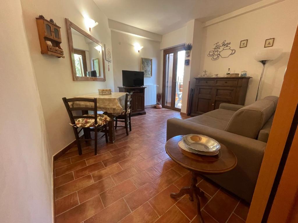 Ovindoli & Rocca di Mezzo - Casa Valentina, Rovere (updated prices 2026)