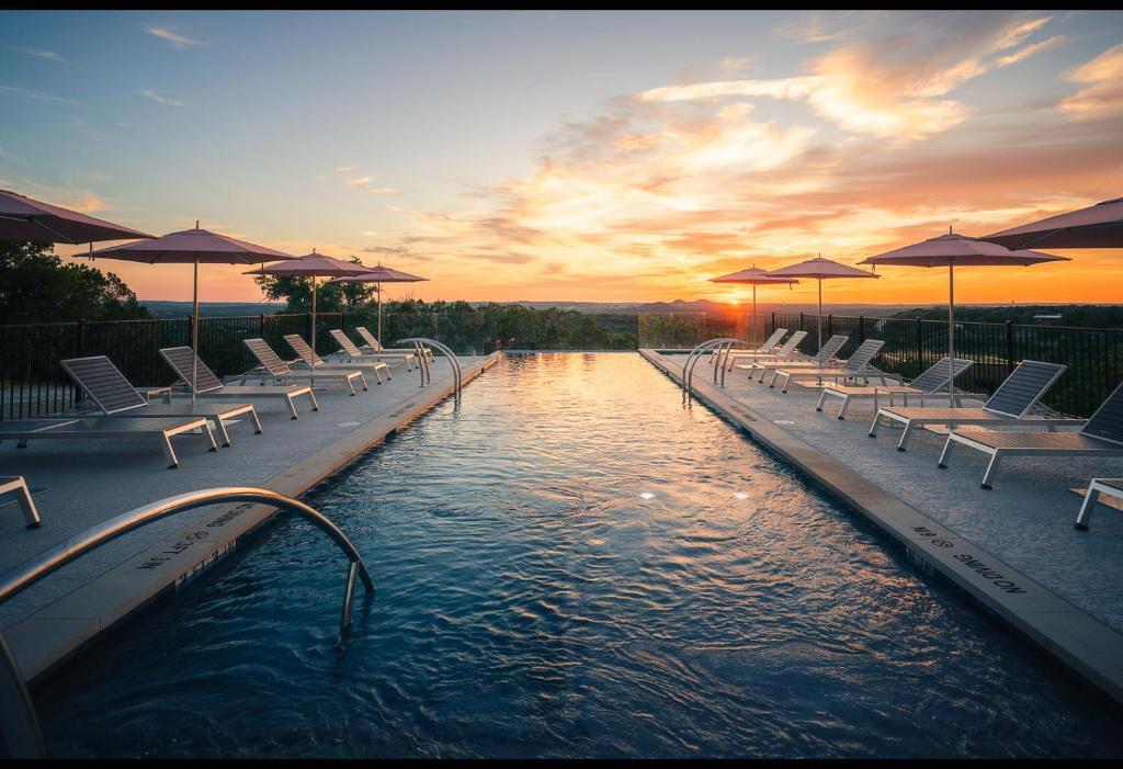 Onera Wimberley, Wimberley (updated prices 2025)