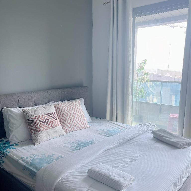 Studio with Marina Breeze, Dubai (updated prices 2025)