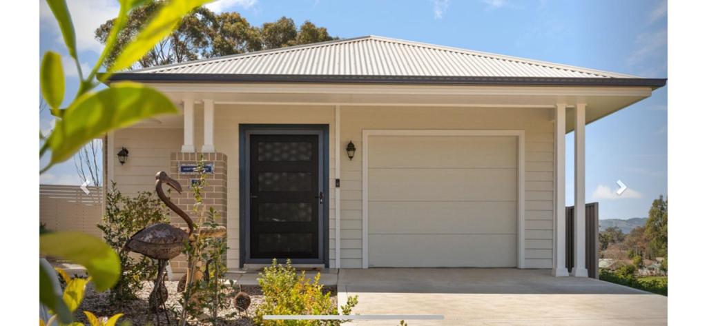 Hamptons House Mudgee -Lux Stays, Mudgee (updated prices 2024)