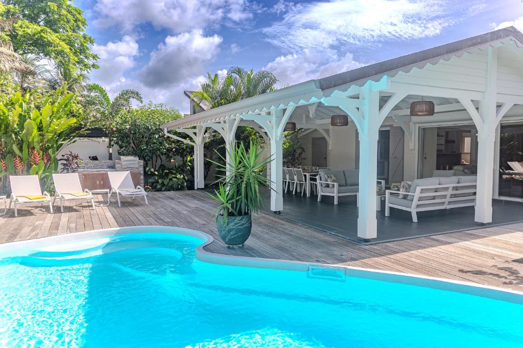 La Case Belle Rivière, Bis (updated prices 2025)