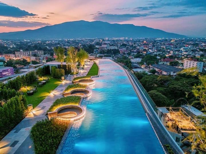 Astra Sky River 2 Bedroom Rooftop Swimming Pool Gym City Centre, Chiang ...