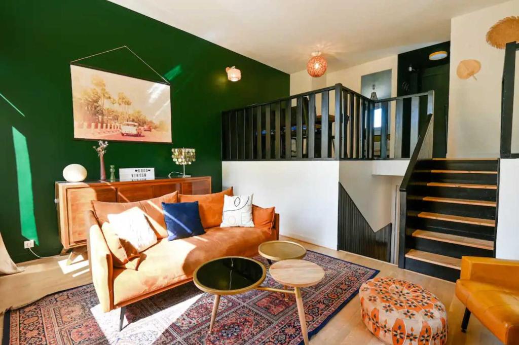 Elegant Triplex with Private Parking-2BR-4P-Honfleur, Honfleur (updated ...