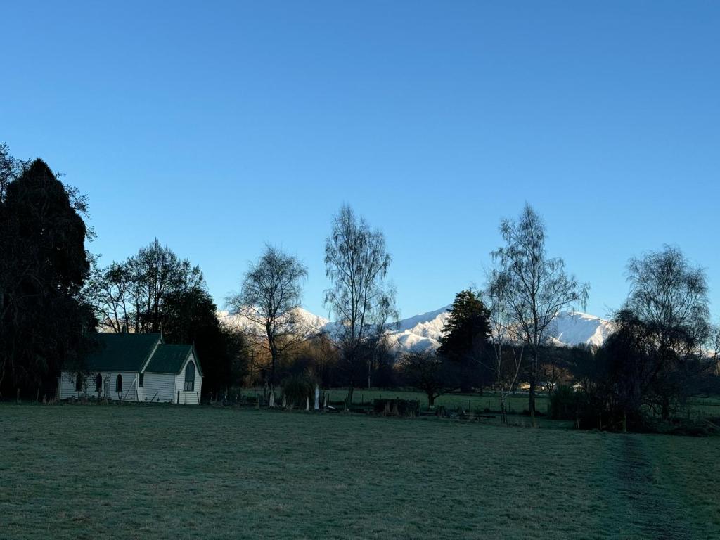 Bellbird Hideaway, Pleasant Valley (updated prices 2025)