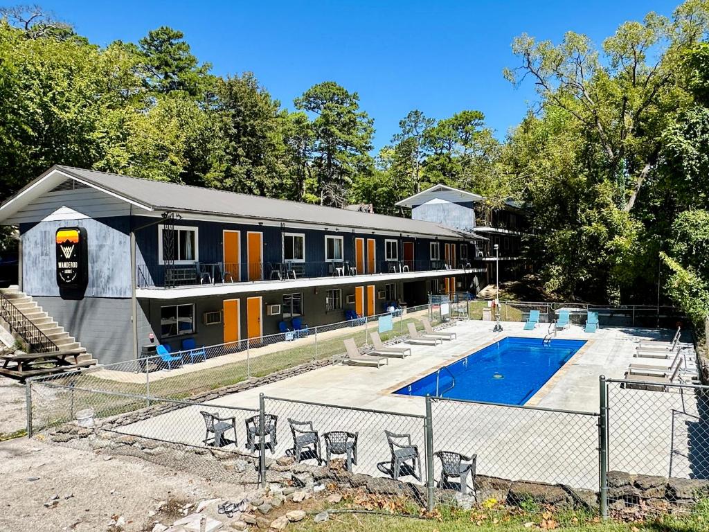 The Wanderoo Lodge, Eureka Springs (updated prices 2025)