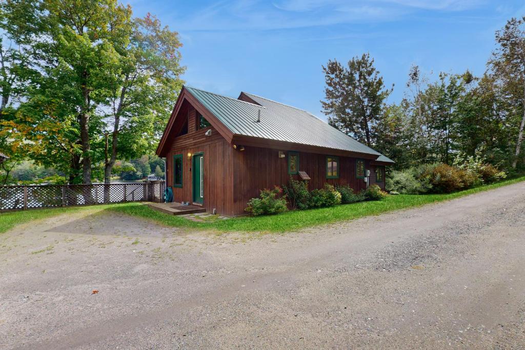 Serenity by the lake, Eden (updated prices 2026)