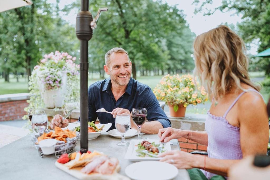 Gideon Putnam Resort & Spa, Saratoga Springs (updated prices 2025)