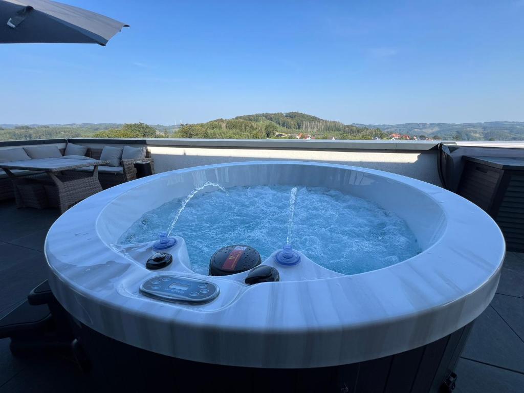 Immo-Vision - Penthouse Privat Wellness, Bergneustadt (updated prices 2026)