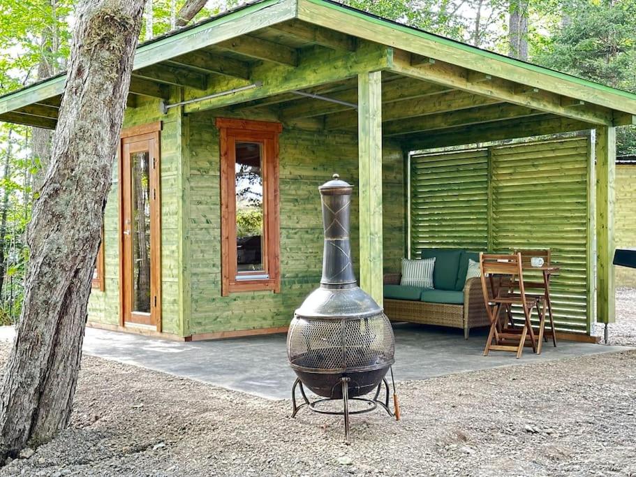 Sunken Escapes Cabin 9, New Minas (updated prices 2026)