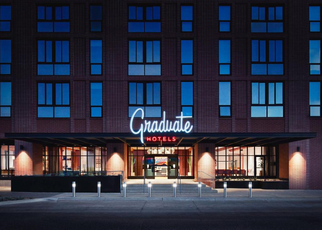 Graduate by Hilton Tucson, Tucson (updated prices 2025)