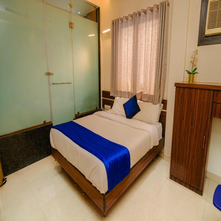 Vinayak Residency Turbhe Naka Navi Mumbai, Navi Mumbai (precios ...