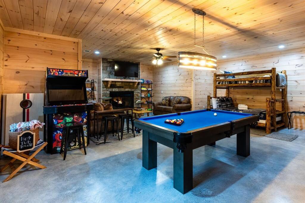 Luxe Family Cabin 8 min to Downtown Blue Ridge, Blue Ridge (updated ...