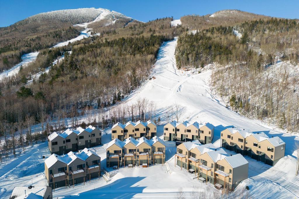 Chalets Grande-Pointe au Massif de Charlevoix -Vélos - Rando -ski-in ...